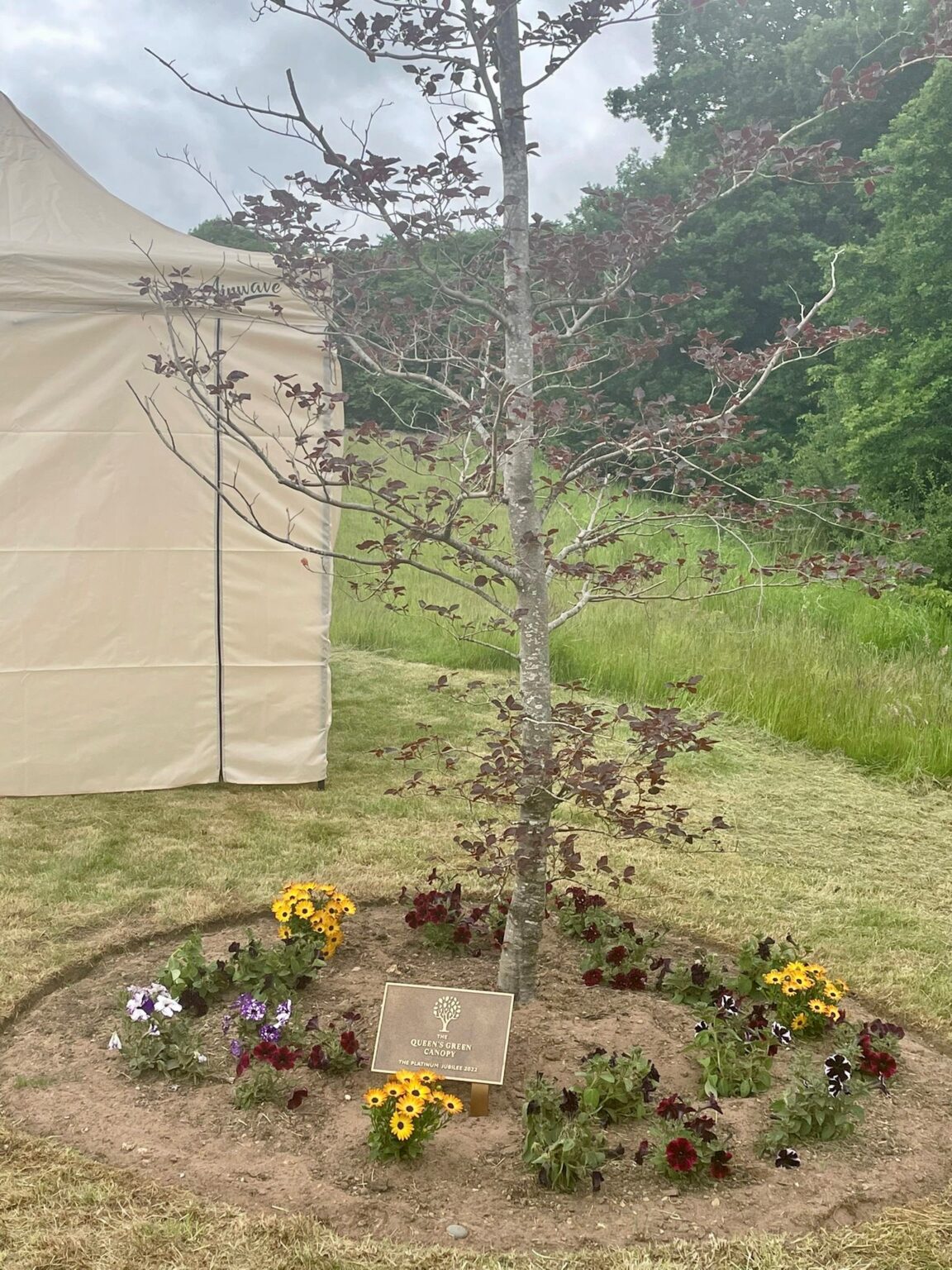 Unveiling of a plaque for QGC at Woollensbrook Cemetery & Crematorium ...
